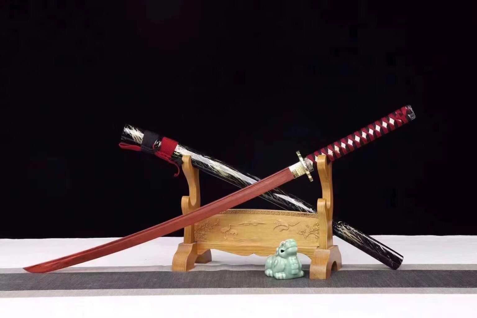 Handmade Wooden Japanese Katana Red Rosewood Blade With Black-gold ...