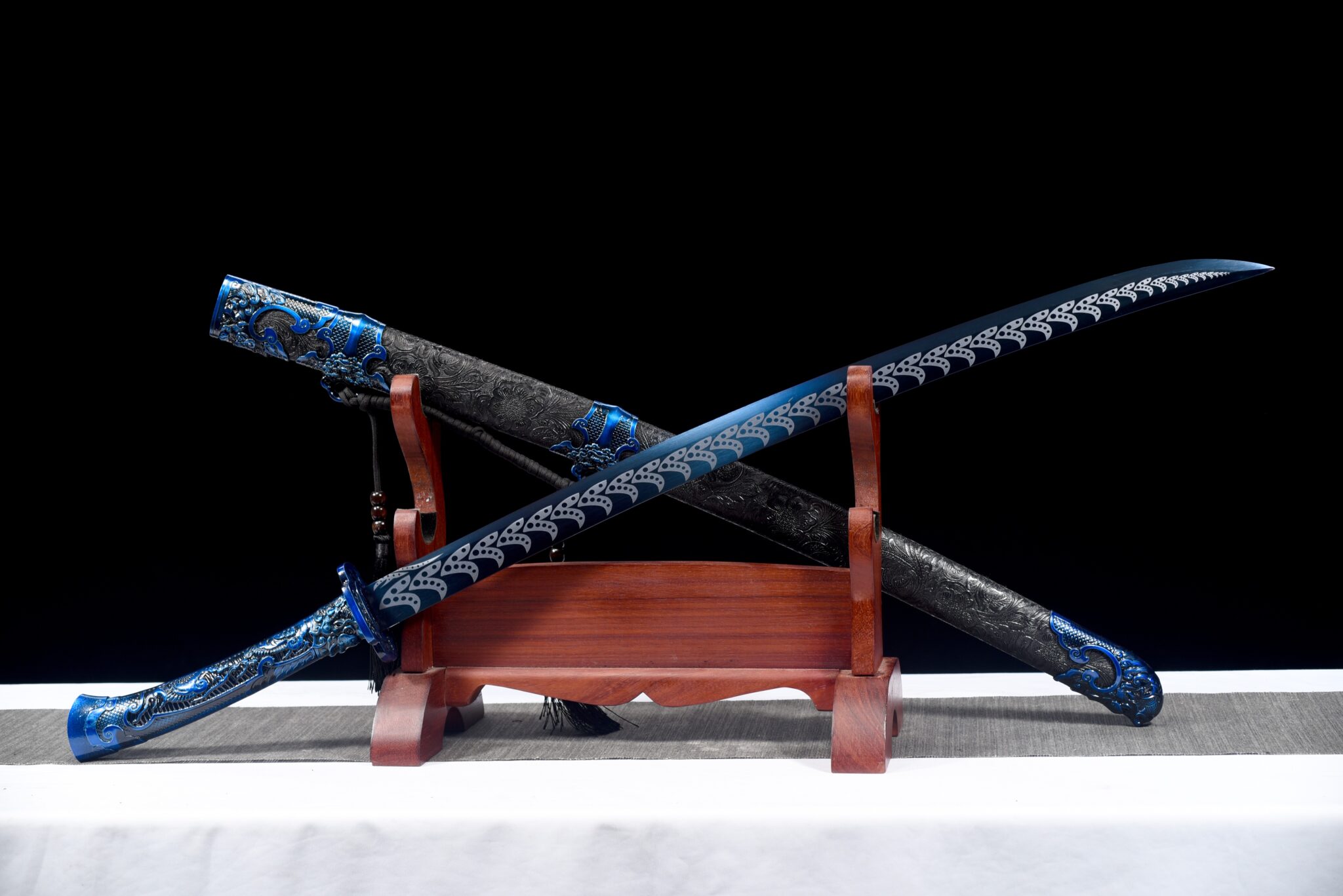 Home - Top Katana - real katana, Anime swords, Demon Slayer swords for ...